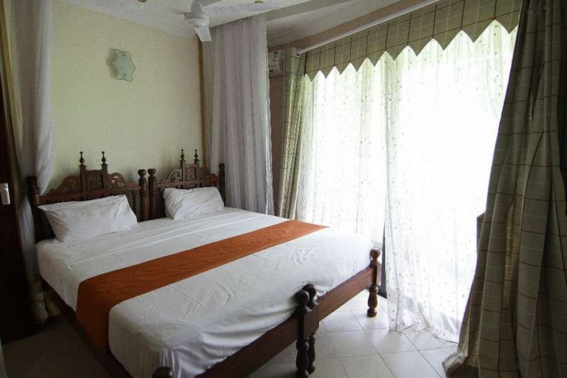 Bofa Beach Rooms – Bofa Beach Resort Kilifi